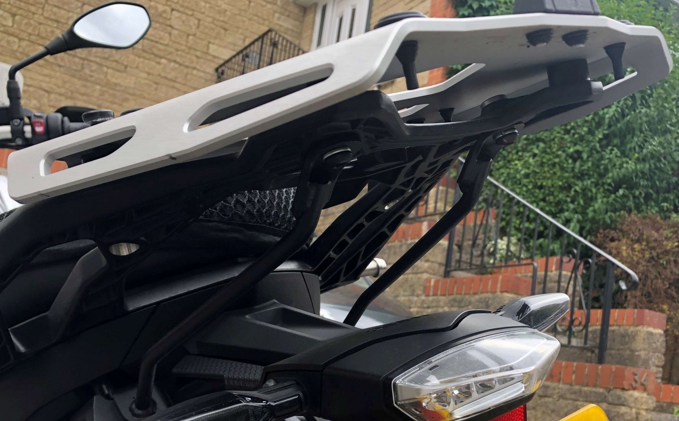 Luggage rack support - F900 Series Main Chat - F900XR